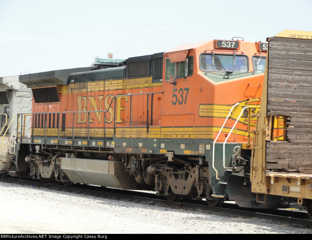 BNSF 537